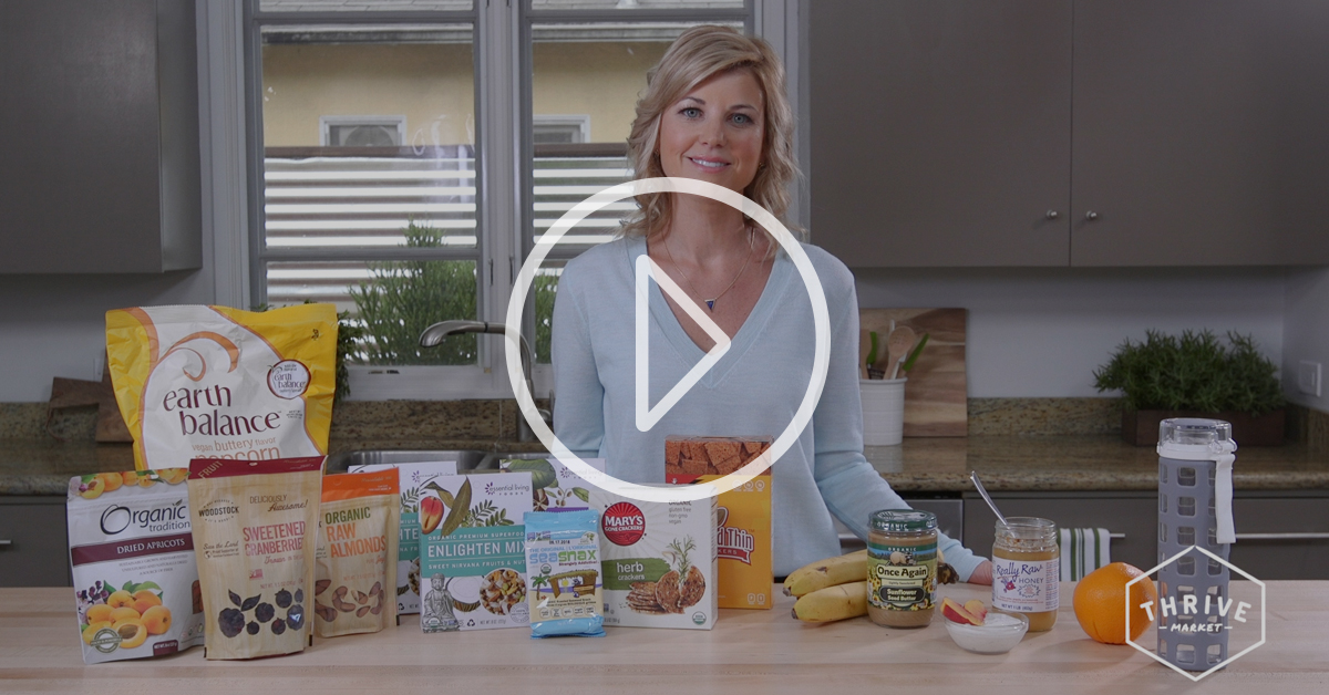 How to Snack the Right Way | Thrive Market