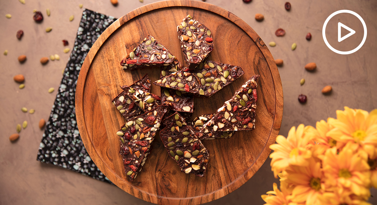 Fermented Maca Chocolate Bark Recipe | Thrive Market