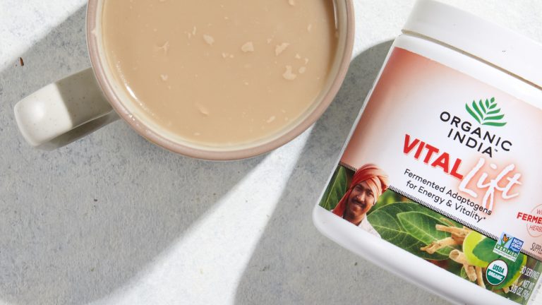 Curl Up With 5 Adaptogenic Tea Lattes