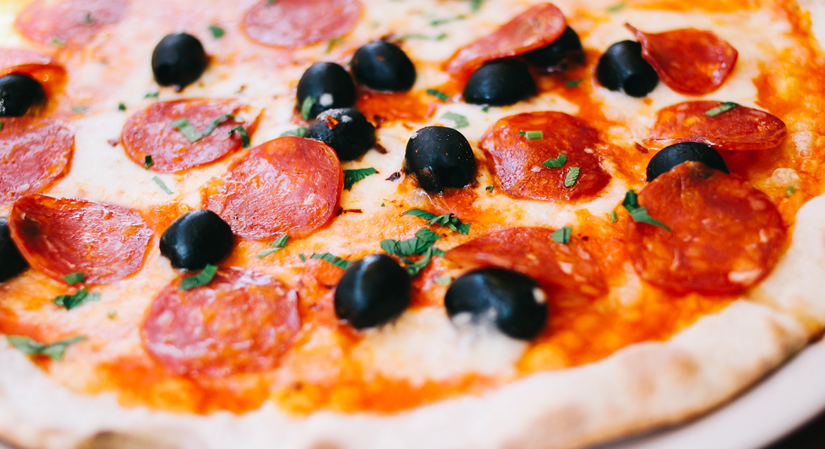 The 11 Healthiest Frozen Pizzas | Thrive Market