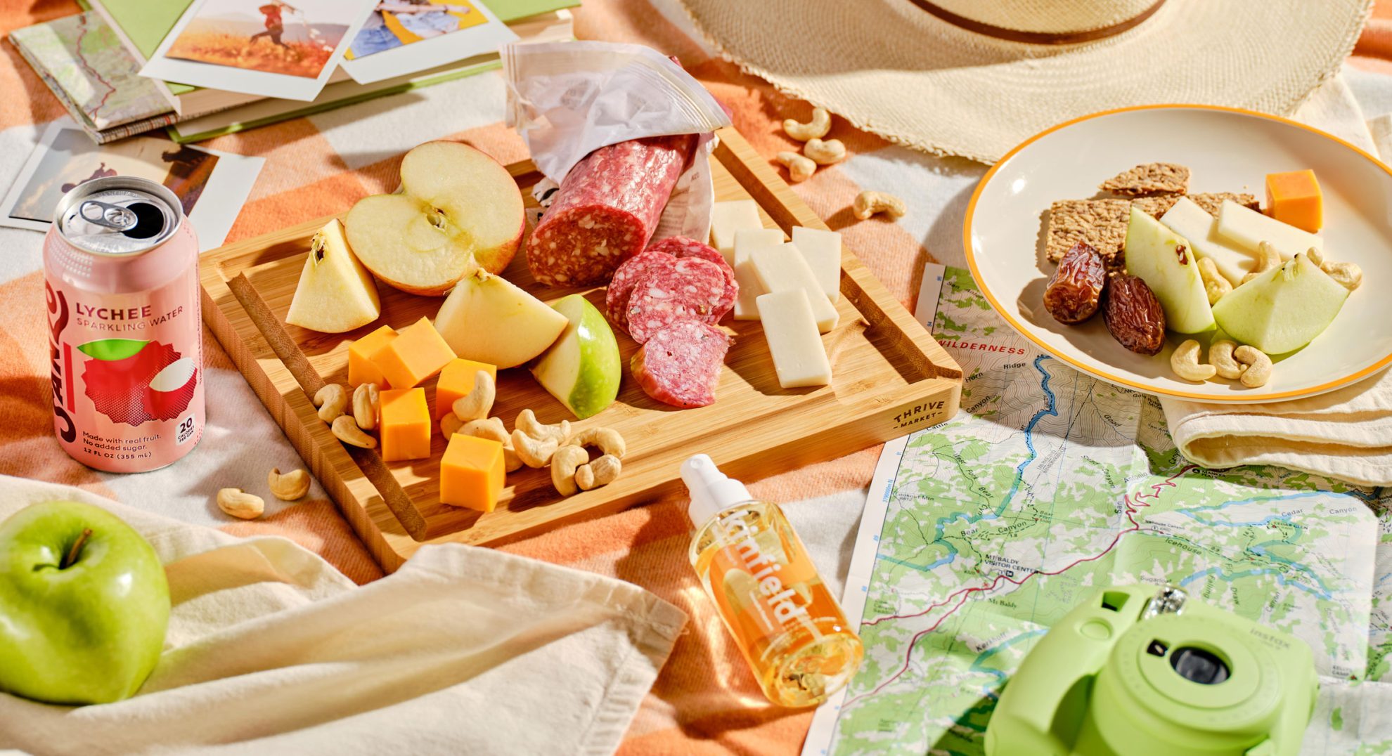 Here's How to Pack the Perfect Picnic | Thrive Market